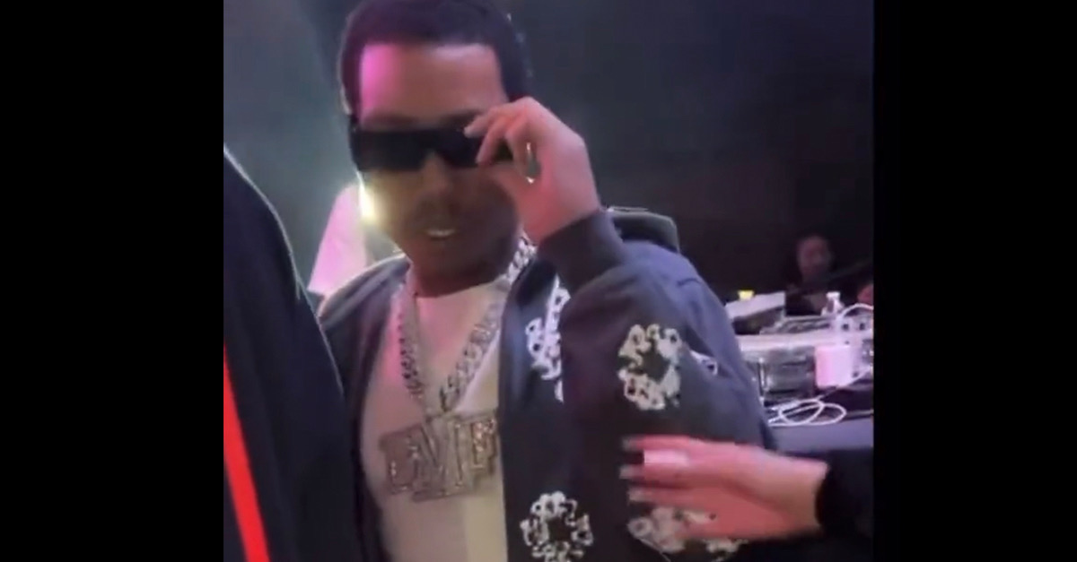 Lil Meech Sets Boundaries With Female Fan After Repeated Touching ...