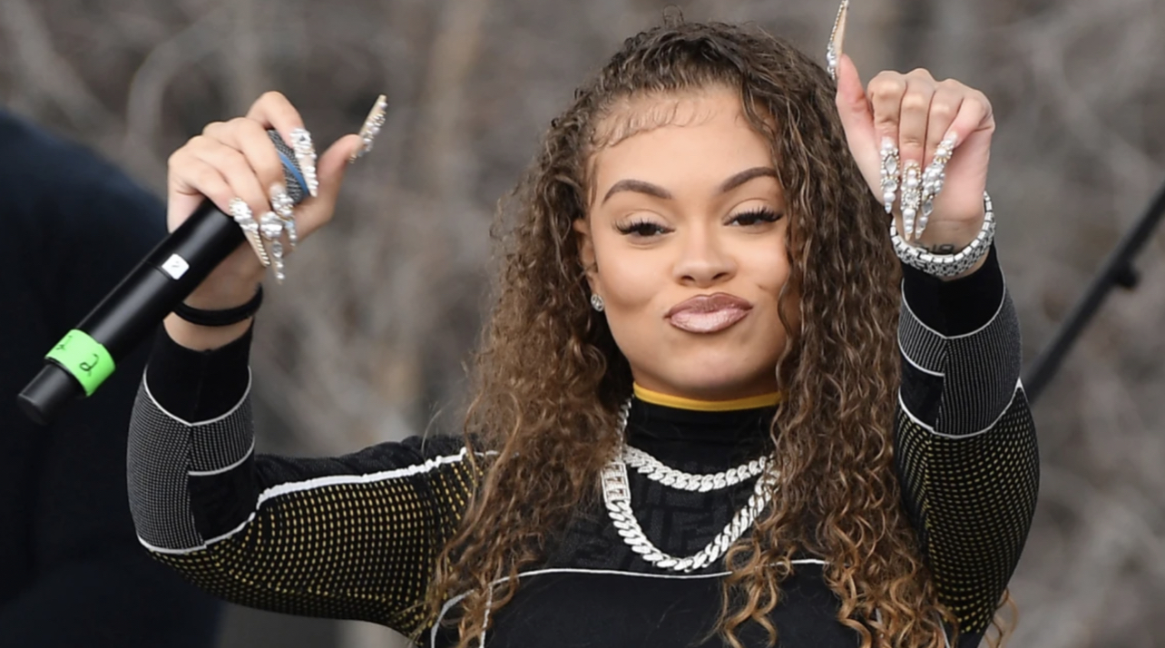 Latto Fans Bring Plastic Bags To The Club | iHearts143Quotes Hip Hop News