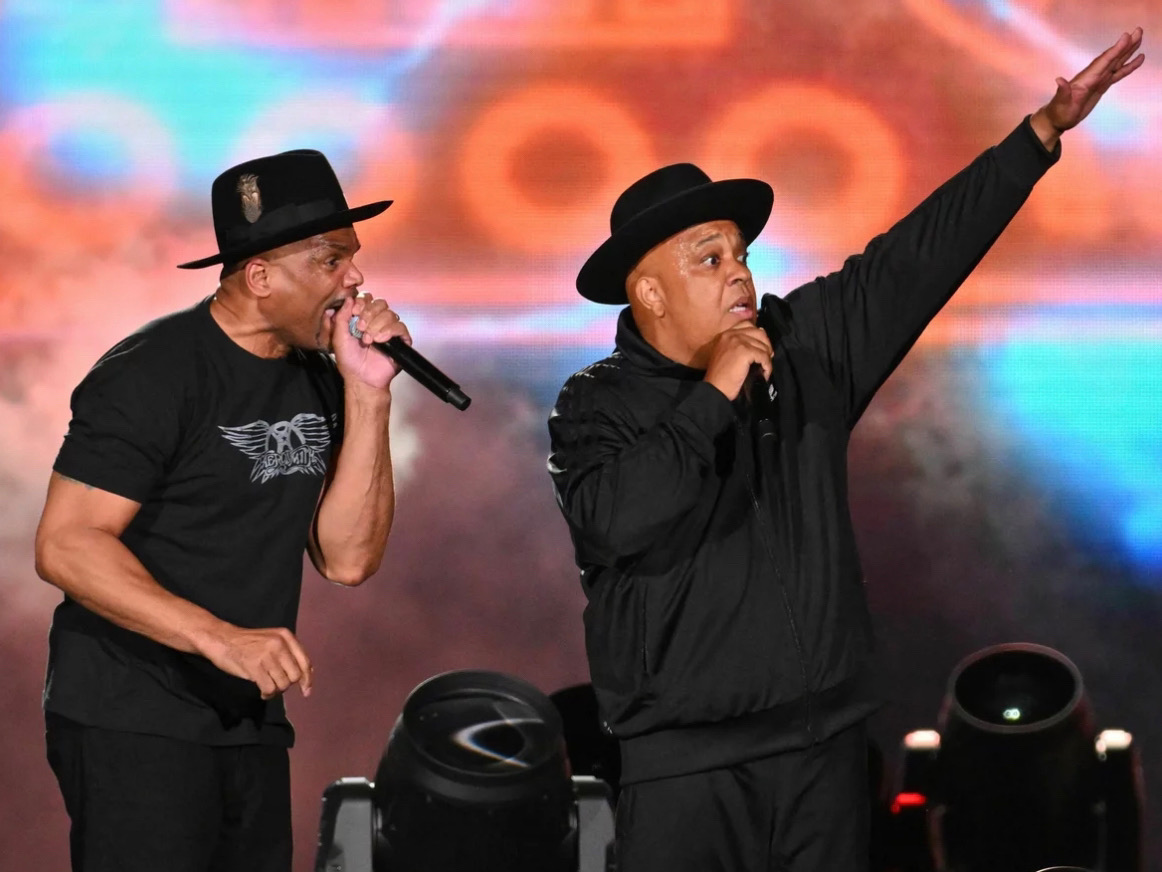 Run-DMC's Heartfelt Farewell to the Stage with Electrifying Final Live ...